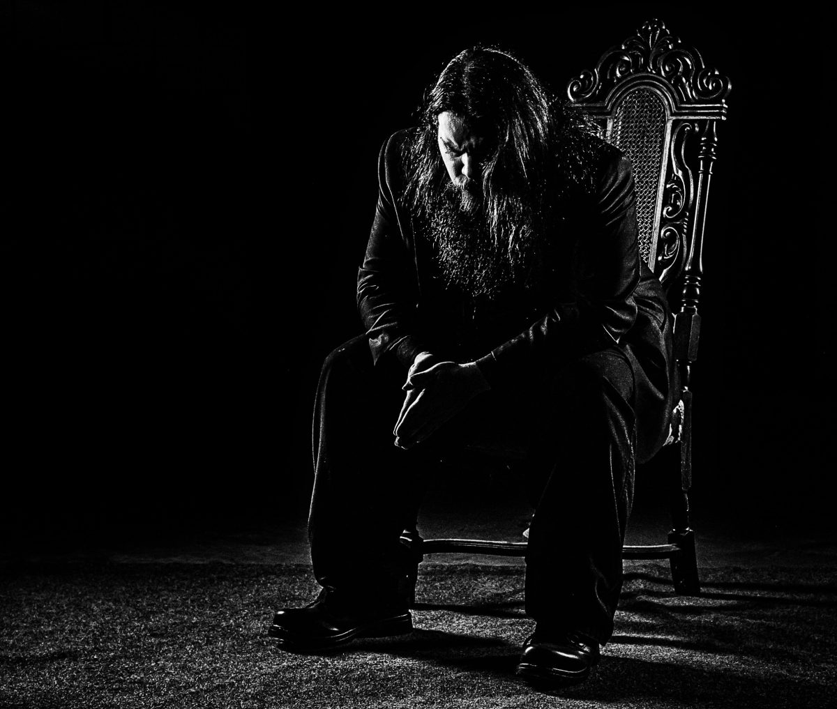 THE RETICENT RELEASES DARK SOMBER COVER OF METALLICA’S “FADE TO BLACK ...